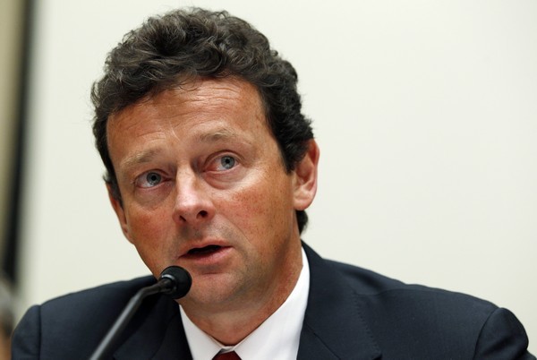 Anger at BP as Tony Hayward refuses to 'take the blame'; final session