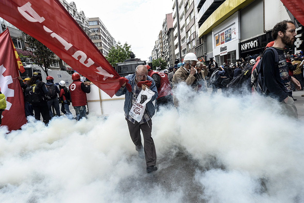 May Day 2014 in Turkey: Riot Police Fire Tear Gas Near Taksim Square in ...