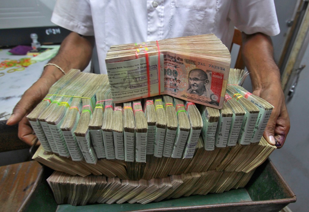 Indian Rupee Recovers Marginally After Falling To Week low Over Rate Cut