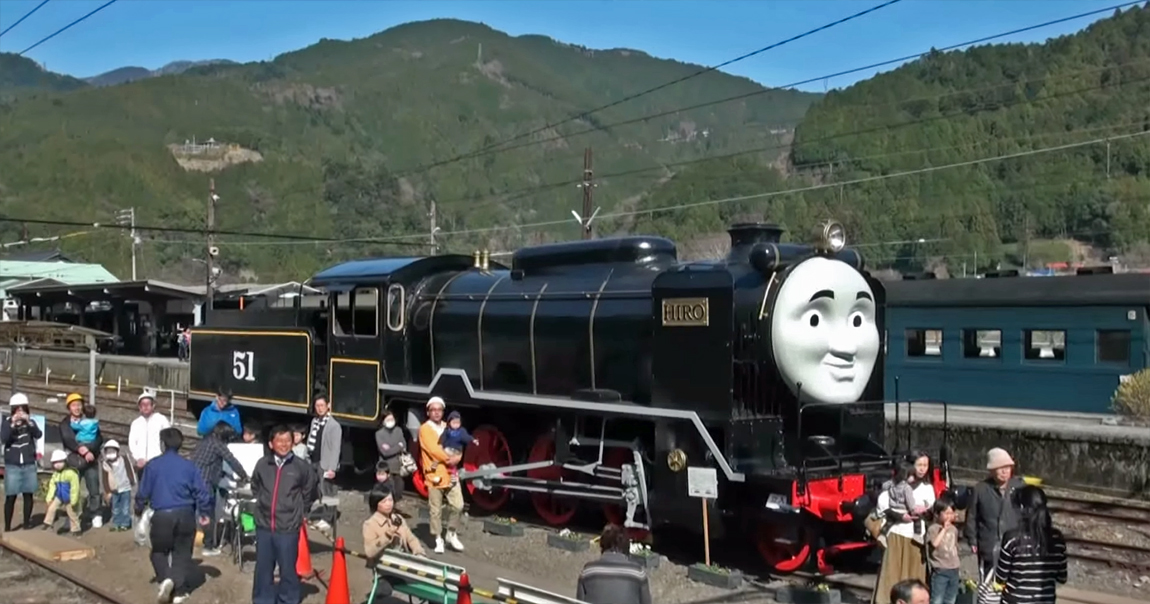 Japan: Life-Sized Thomas The Tank Engine Steam Train to Run This Summer