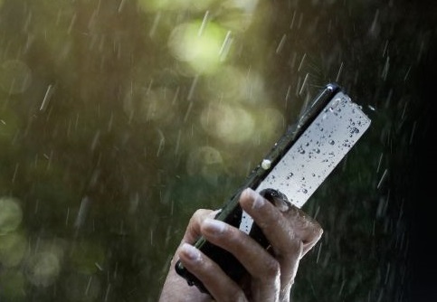 Electricity Generation Discovery Paves Way for Rain-Powered Smartphones ...