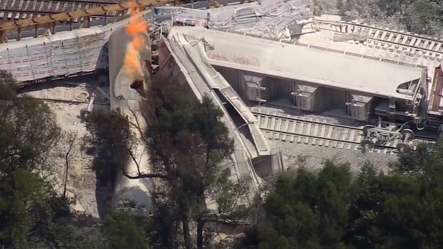 Union Pacific Trains Carrying Toxic Chemicals in Head On Crash | IBTimes UK