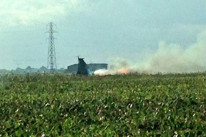 US Air Force F-15 Fighter Crashes in Flames Near Spalding in ...