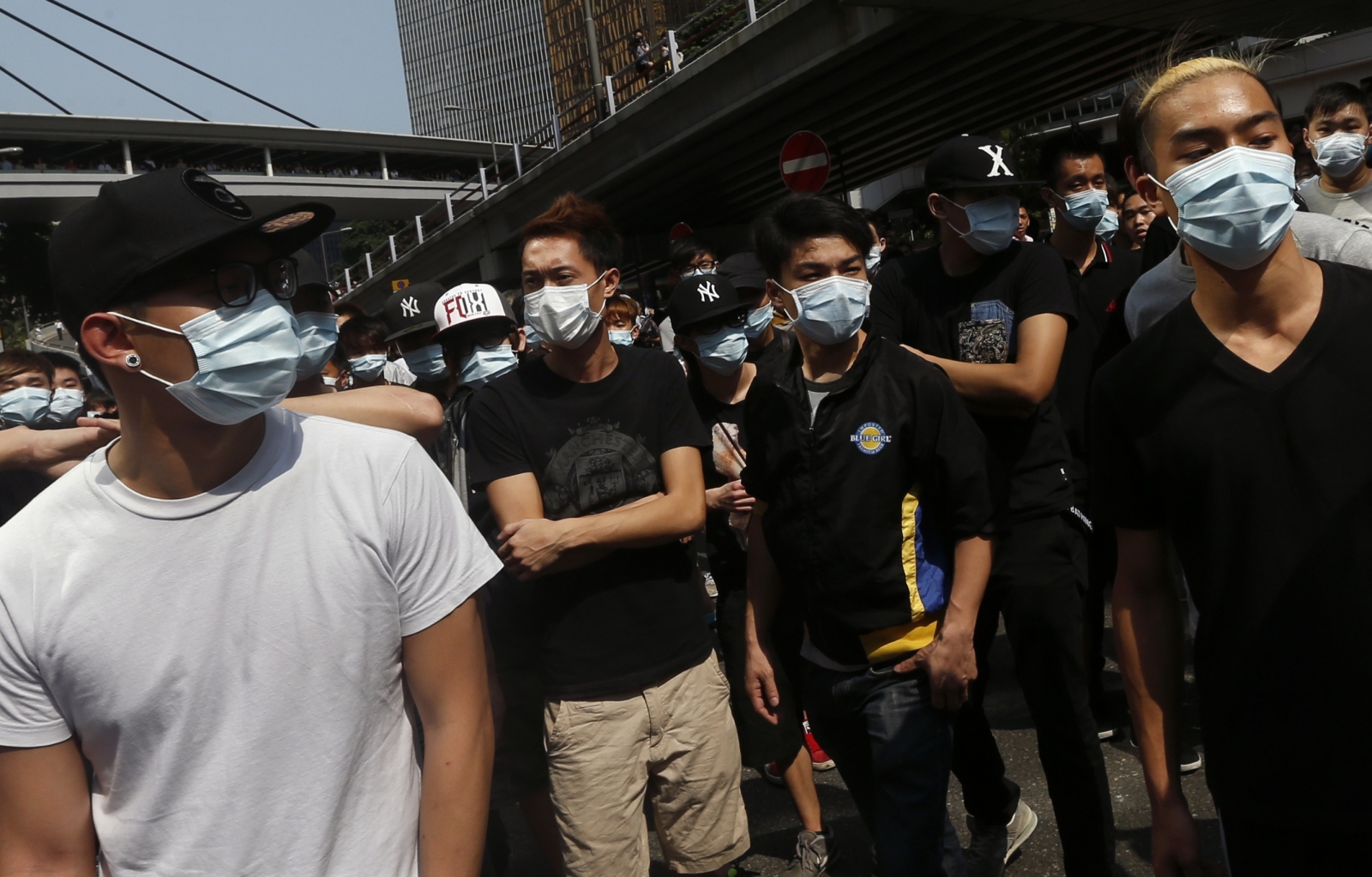 Fights Erupt as Masked Group Tries to Break Hong Kong Protest Barriers ...