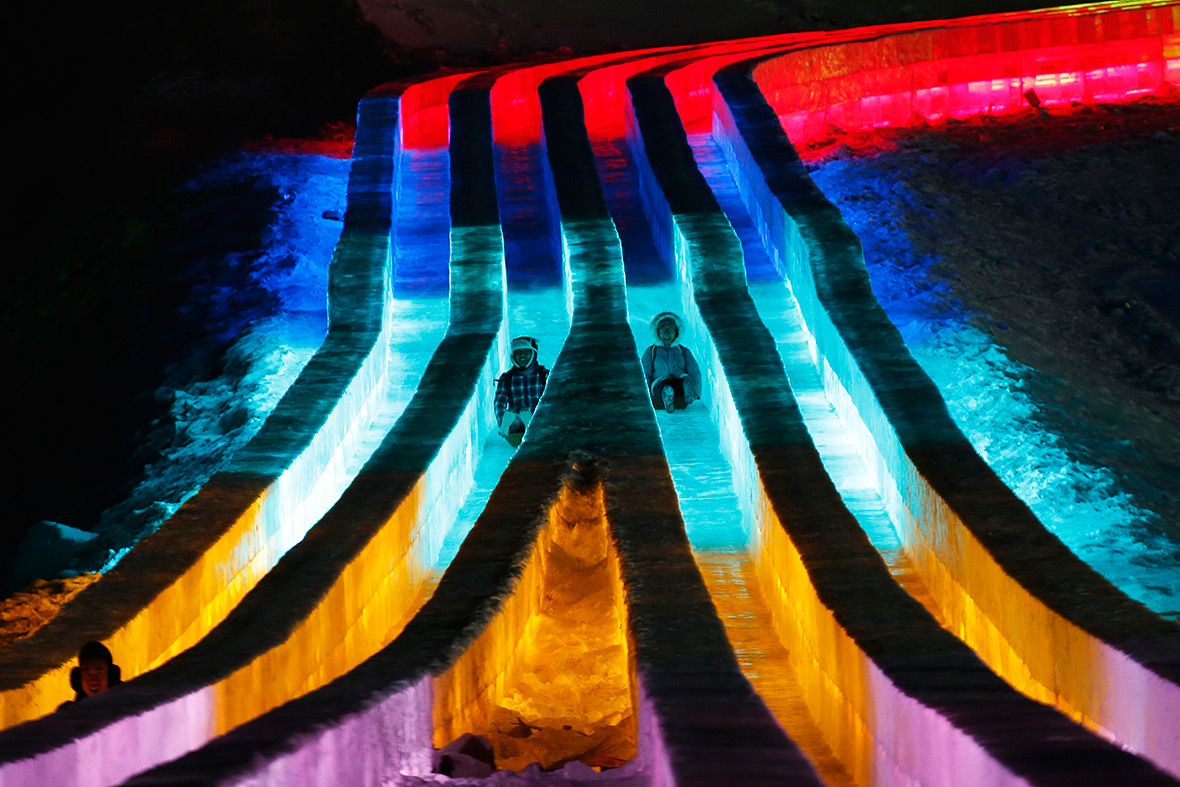 A city made of ice: Spectacular ice sculptures at the 2015 Harbin ...