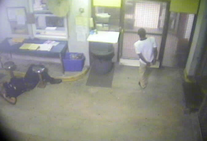 Handcuffed teen saves life of police officer having a heart attack ...