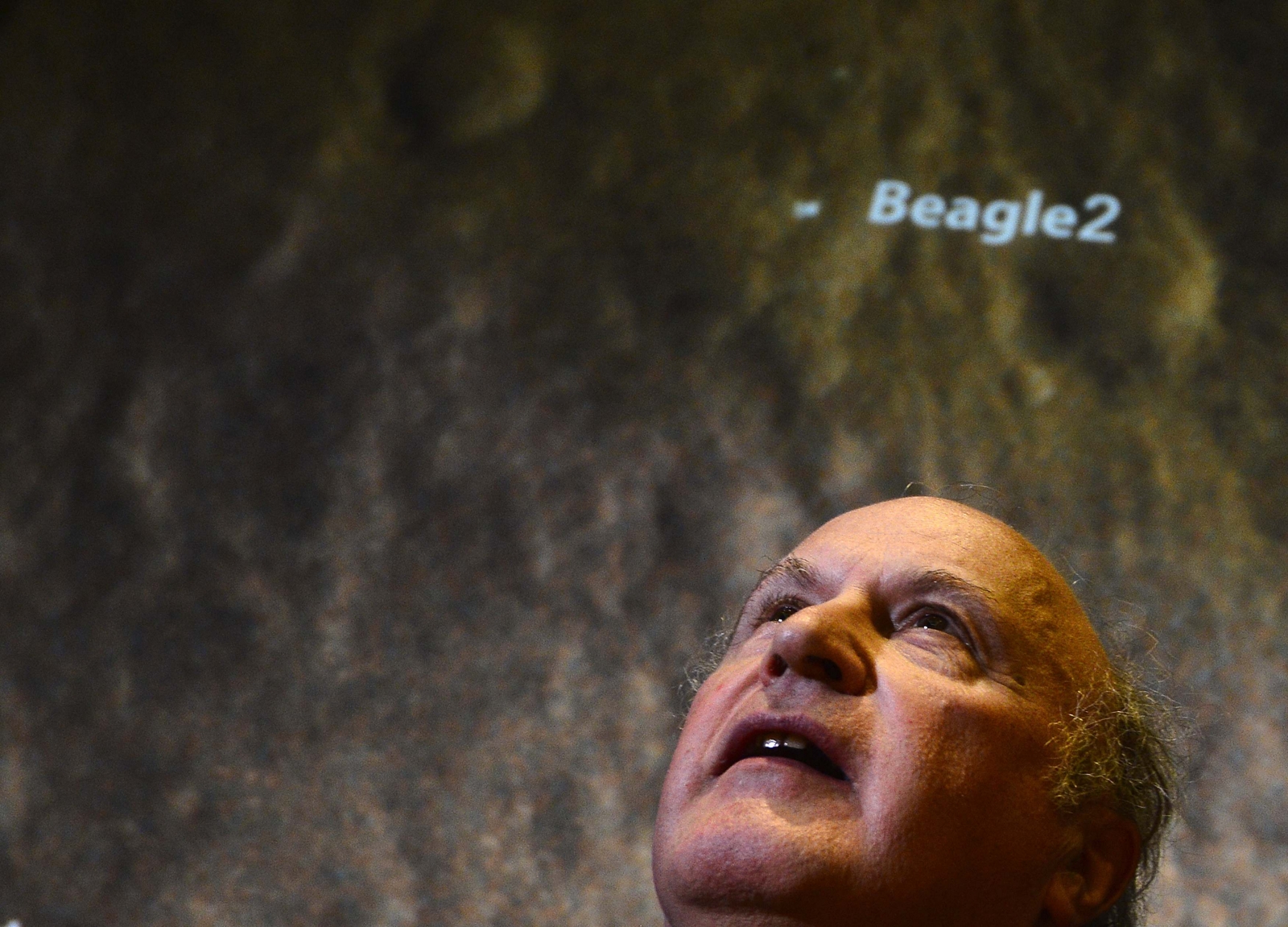 Beagle 2 mystery solved: Nasa photos show probe's graveyard following ...