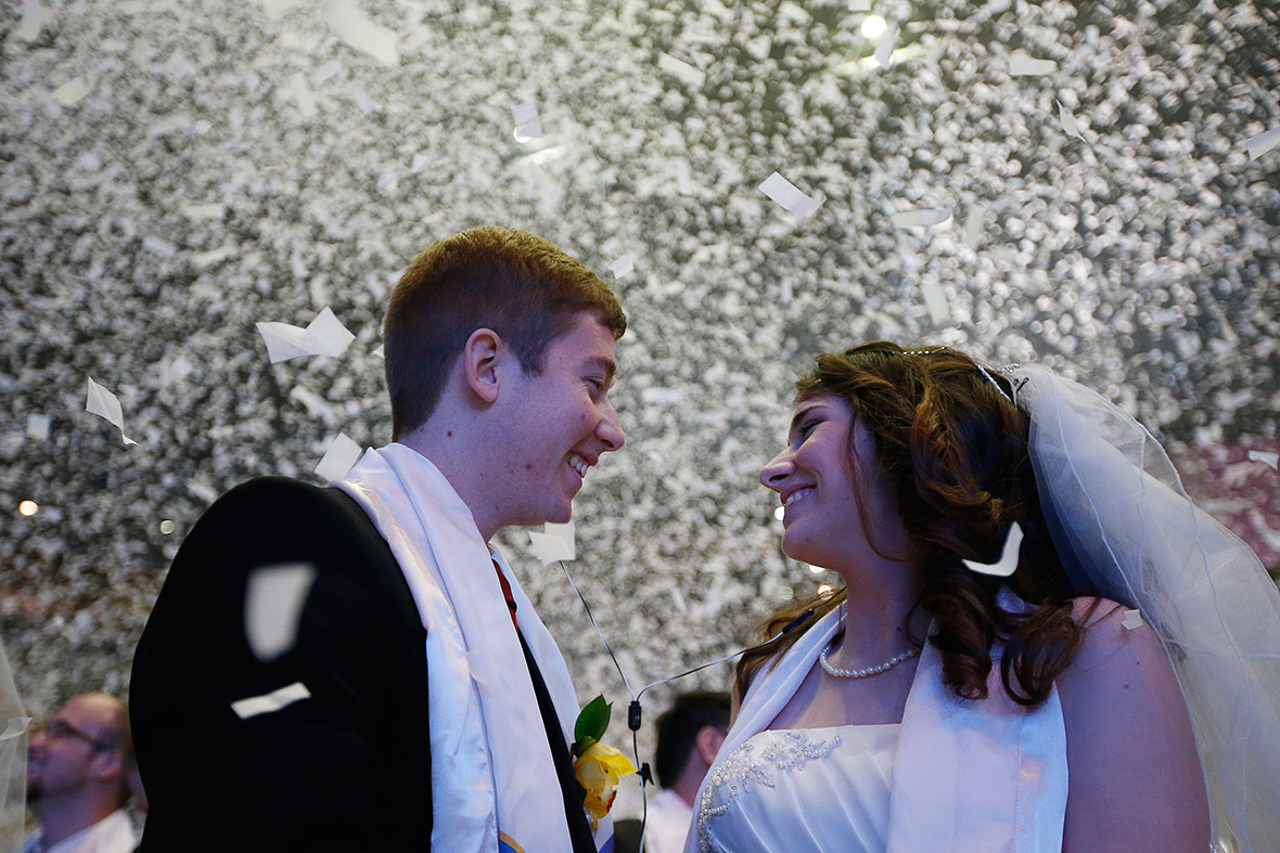 Thousands of couples marry in mass wedding at 'Moonies' church in South ...