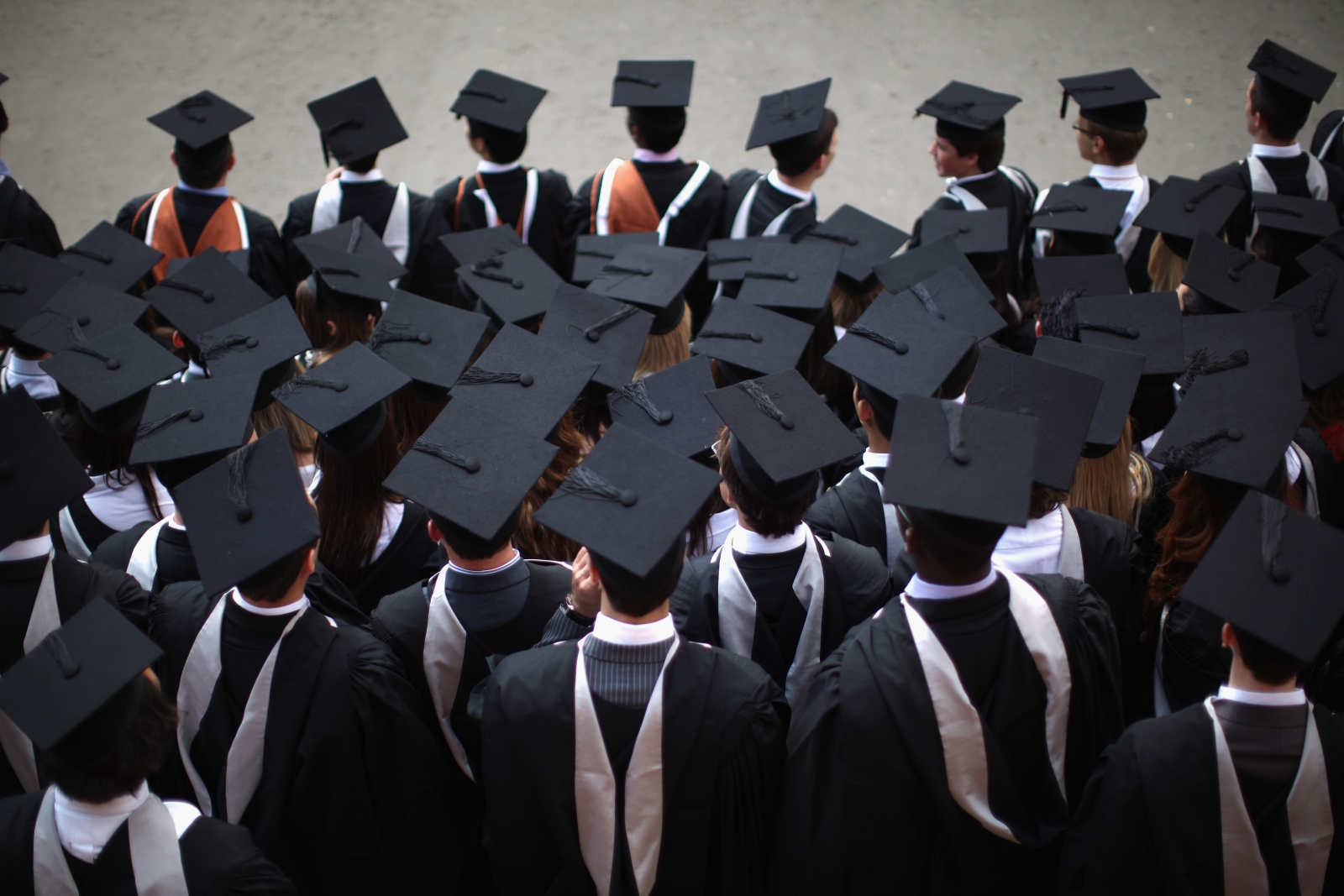 Graduate salaries fail to keep pace as student debt soars