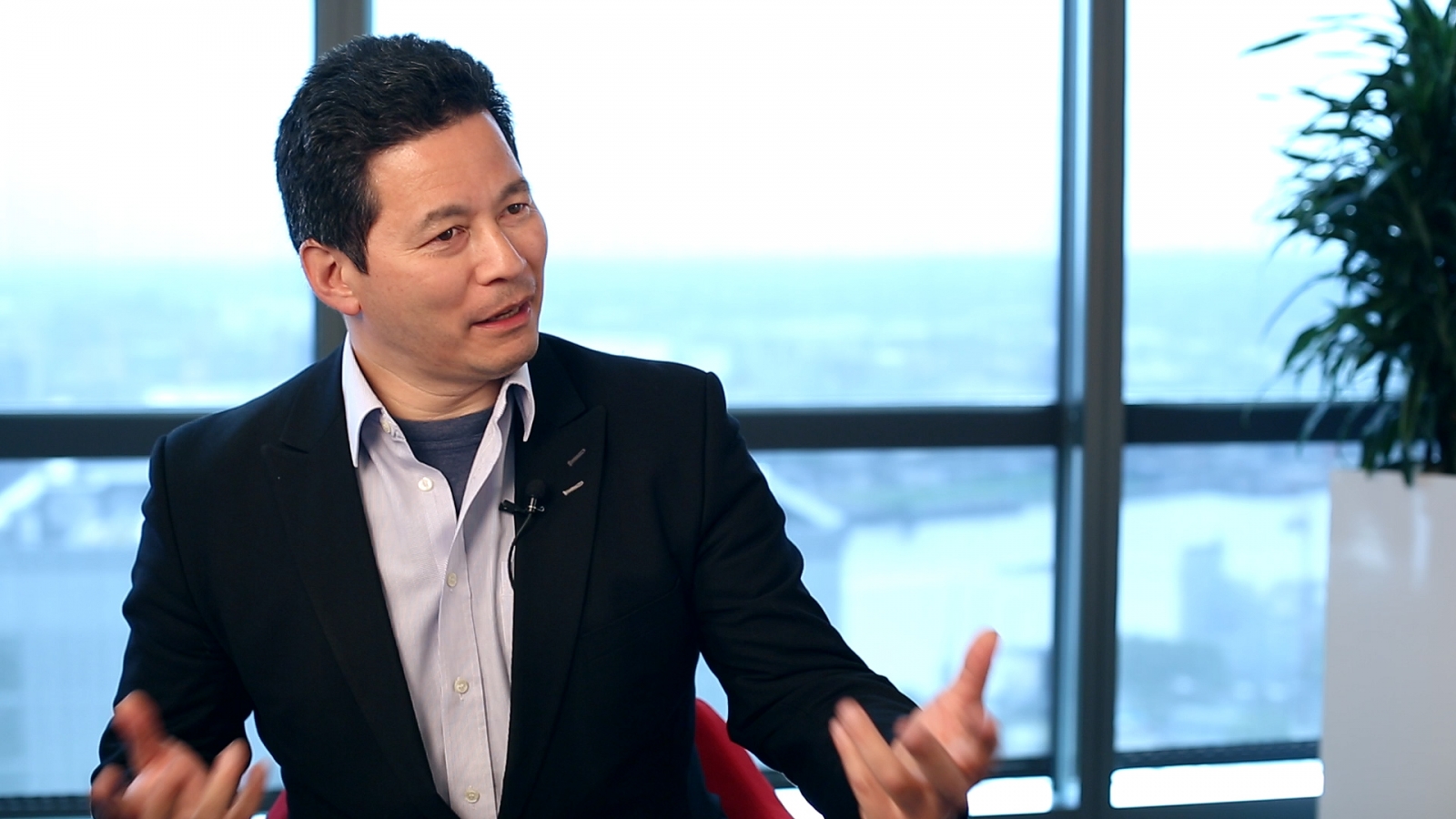 Edmund Shing: UK goes mad over online shopping - BooHoo and Sports ...