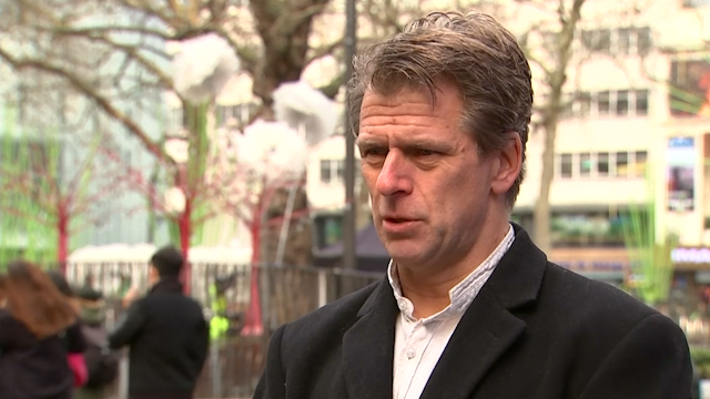 Tennis racket: TV pundit Andrew Castle claims 'there is a temptation ...