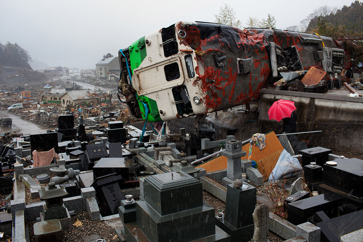 Japan tsunami: 60 powerful photos of the earthquake and nuclear ...