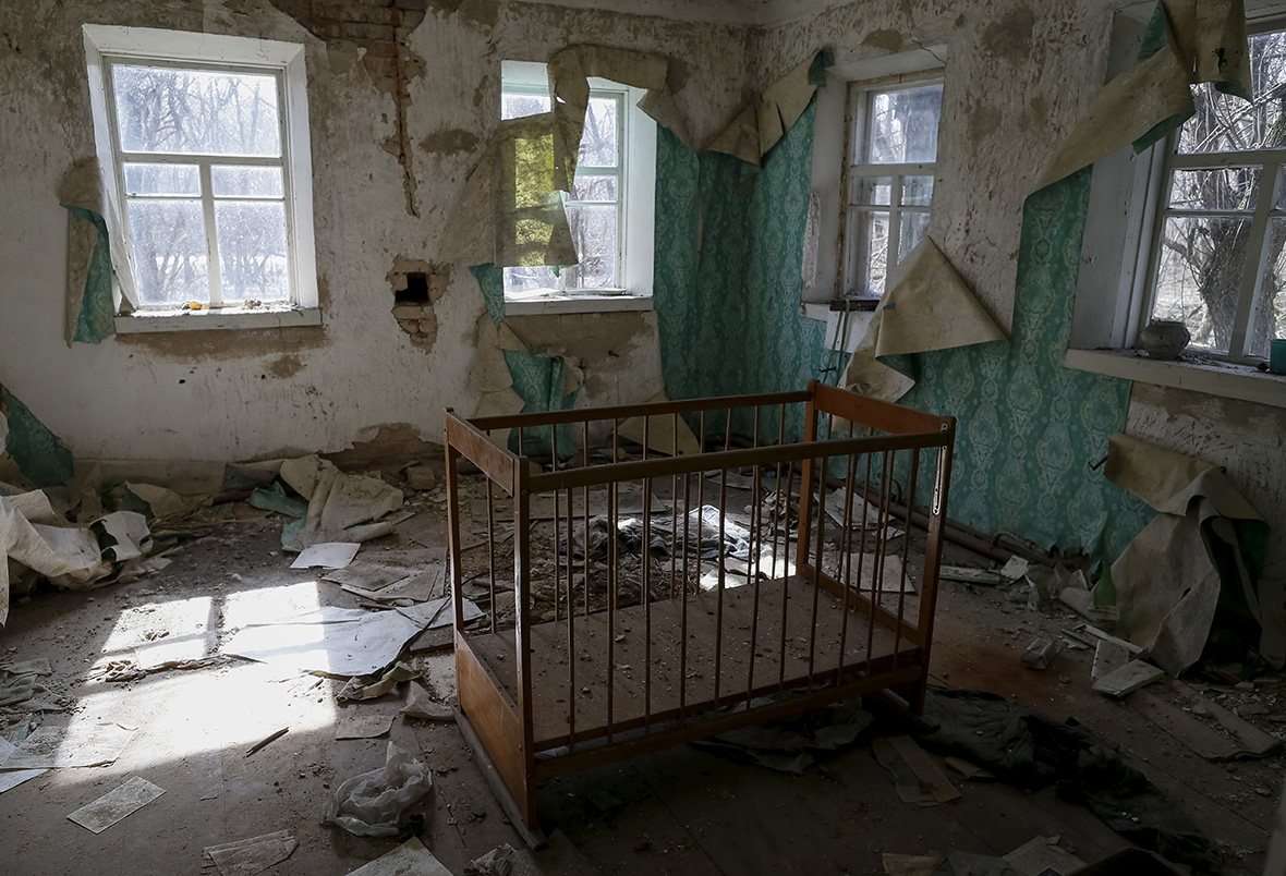Ukraine: Haunting photos of abandoned ghost towns 30 years after ...