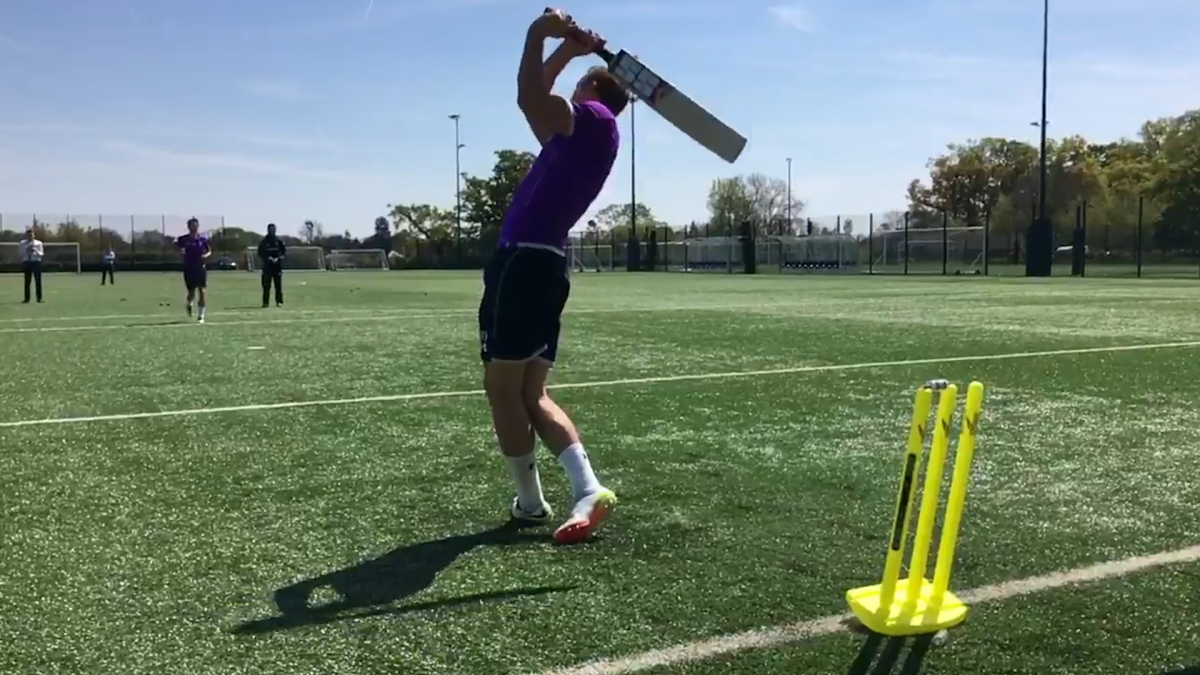 Tottenham Hotspur star Harry Kane shows off epic cricket skills in new ...
