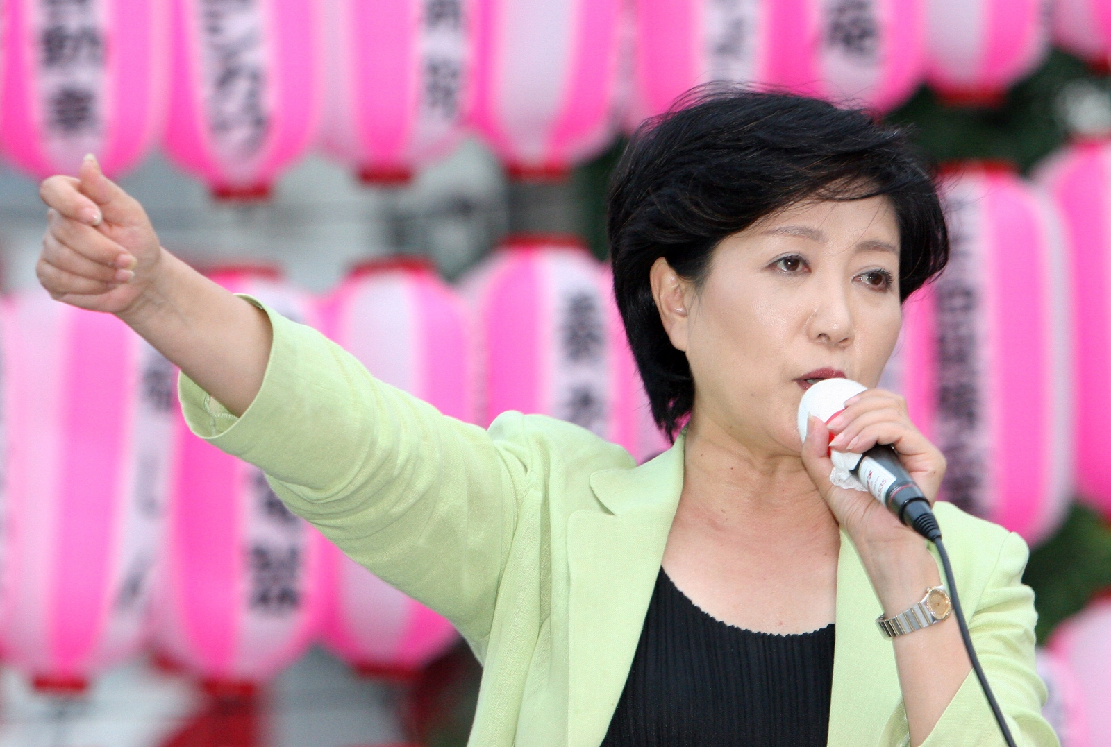 Tokyo chooses Yuriko Koike as first woman governor | IBTimes UK
