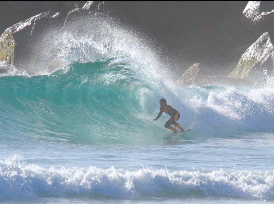 Quincy Symonds 7-year-old 'flying squirrel' surfer girl | IBTimes UK