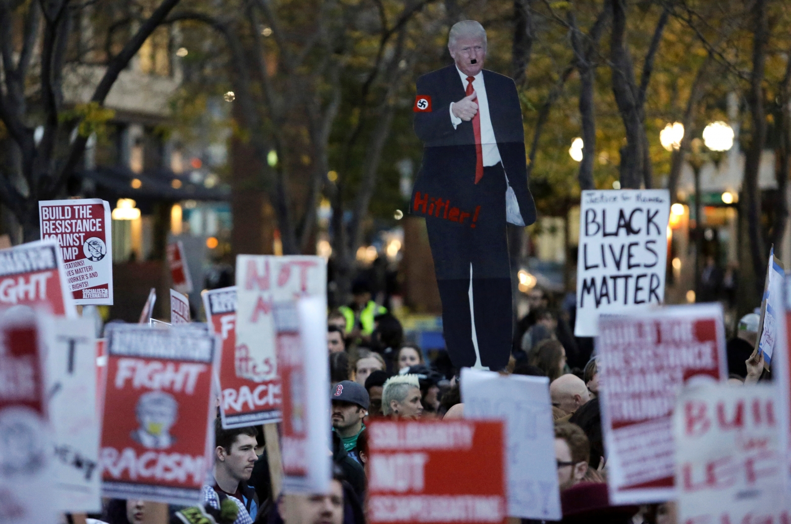 Donald Trump condemns 'professional protestors' on US streets | IBTimes UK