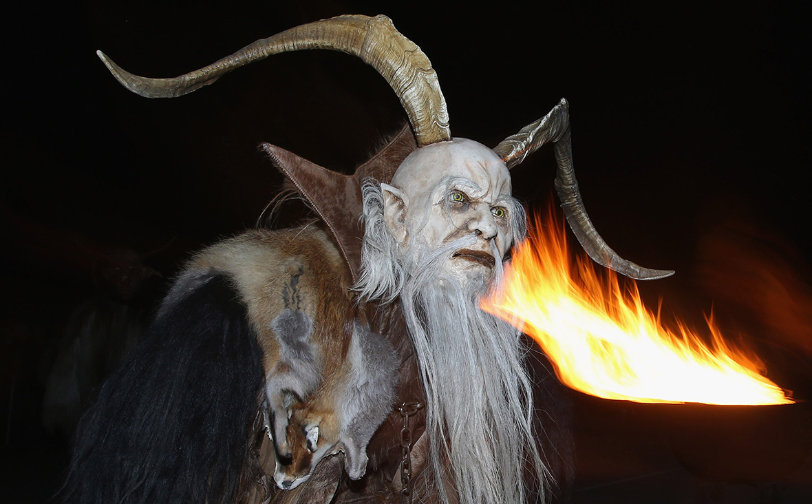 Krampus: Terrifying beast scares children into being good at Christmas ...