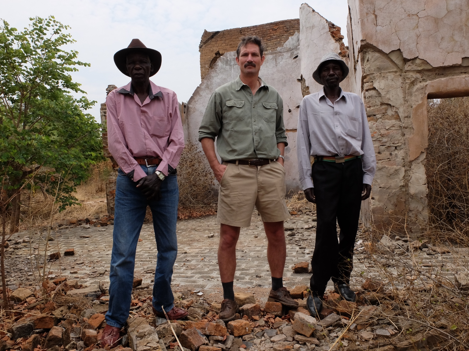 Zimbabwe's white farmers - how Robert Mugabe's white farm seizures ...