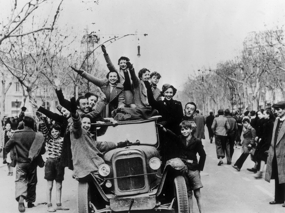 Spanish Civil War: 50 powerful photos of the horrific conflict