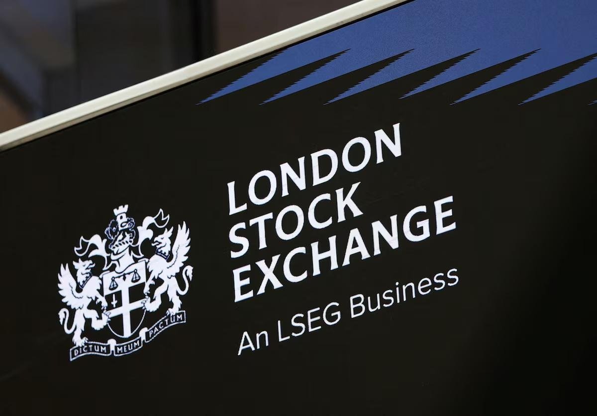 FTSE 100 Smashes Records: What's Driving the 2026 Market Surge ...