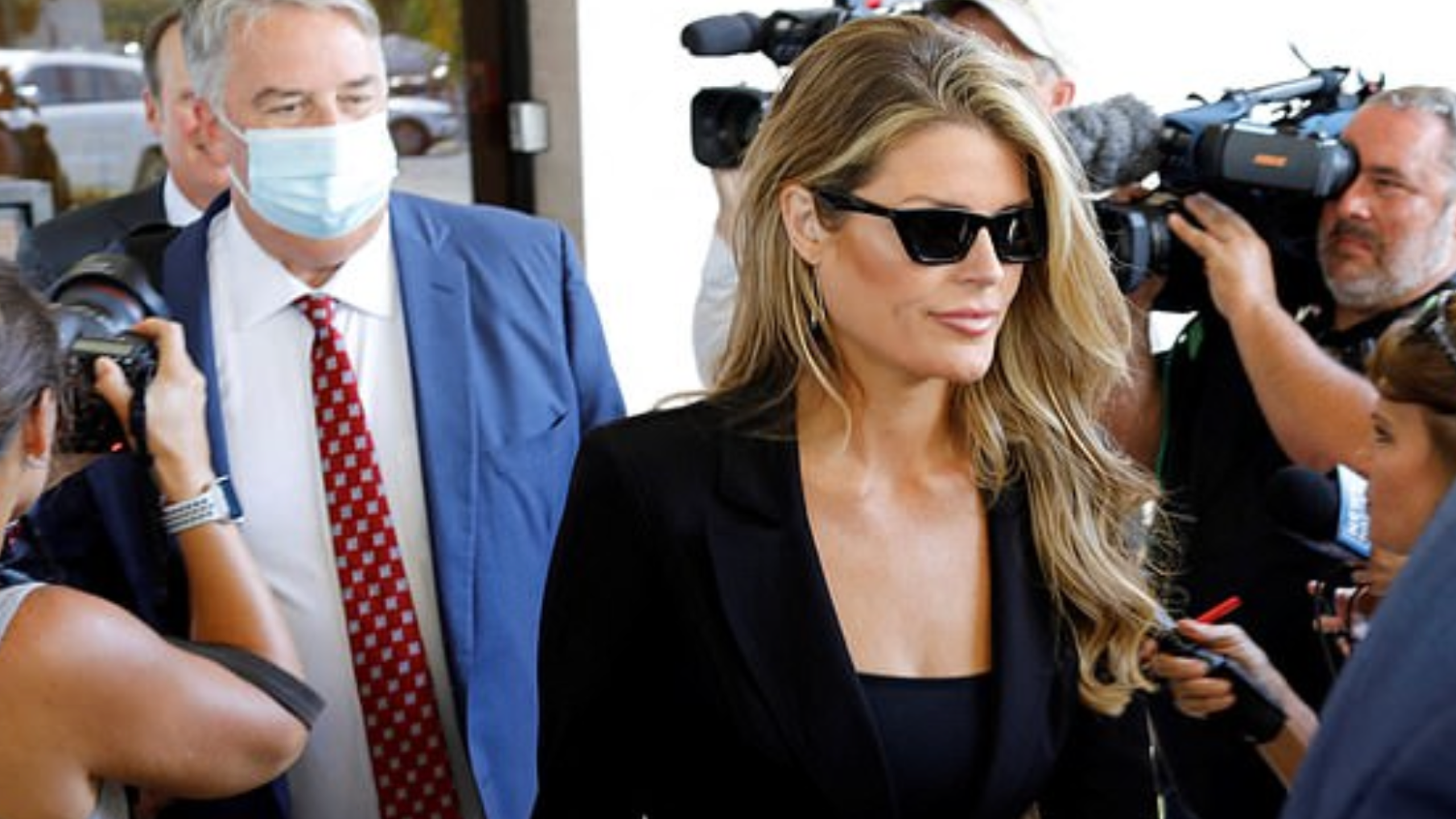 Who is Lindsey Halligan? Ex‑Beauty Queen Turned Trump Prosecutor in ...