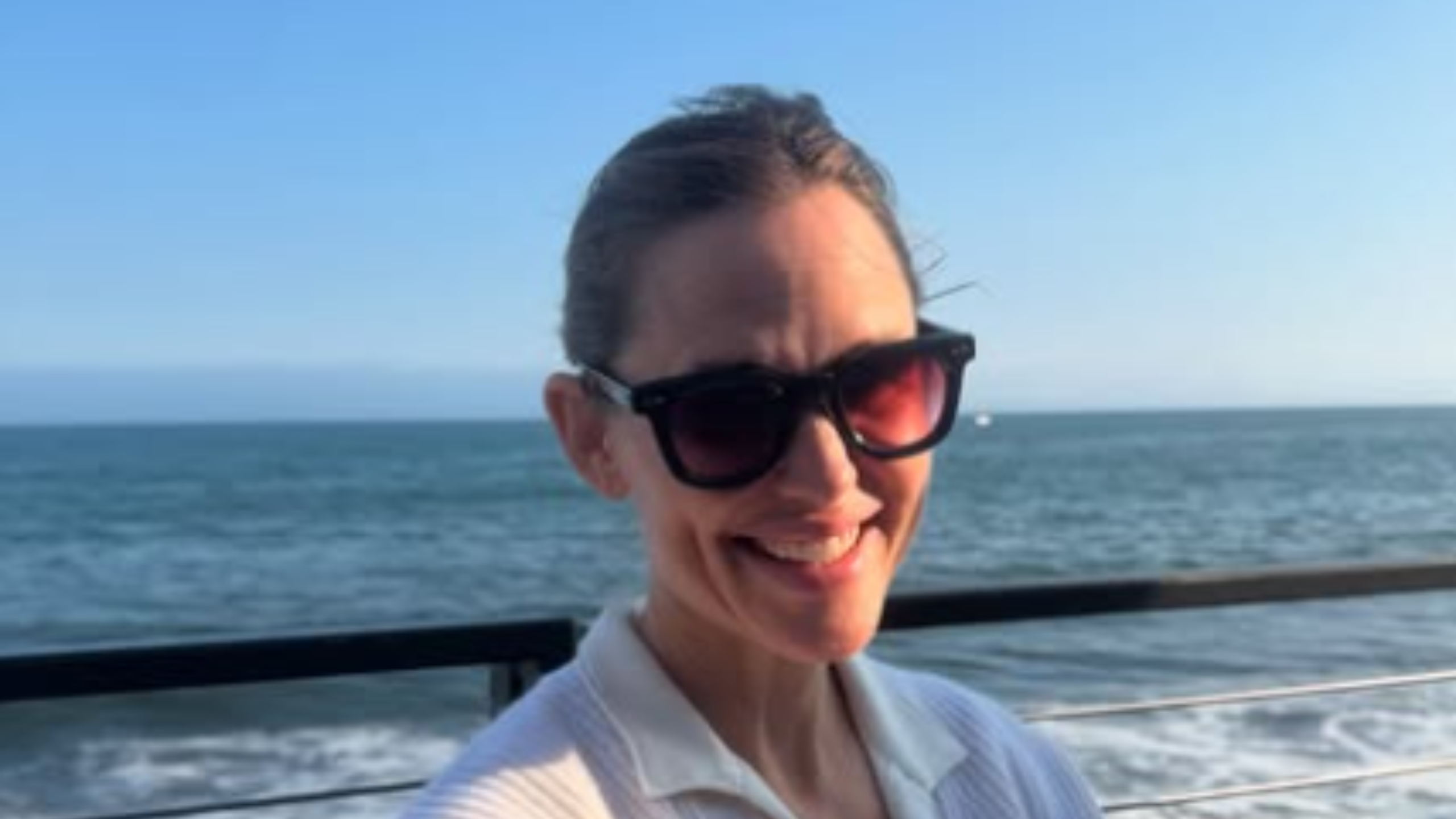 Jennifer Garner Was More Sociable Than Jennifer Lopez at School Play ...