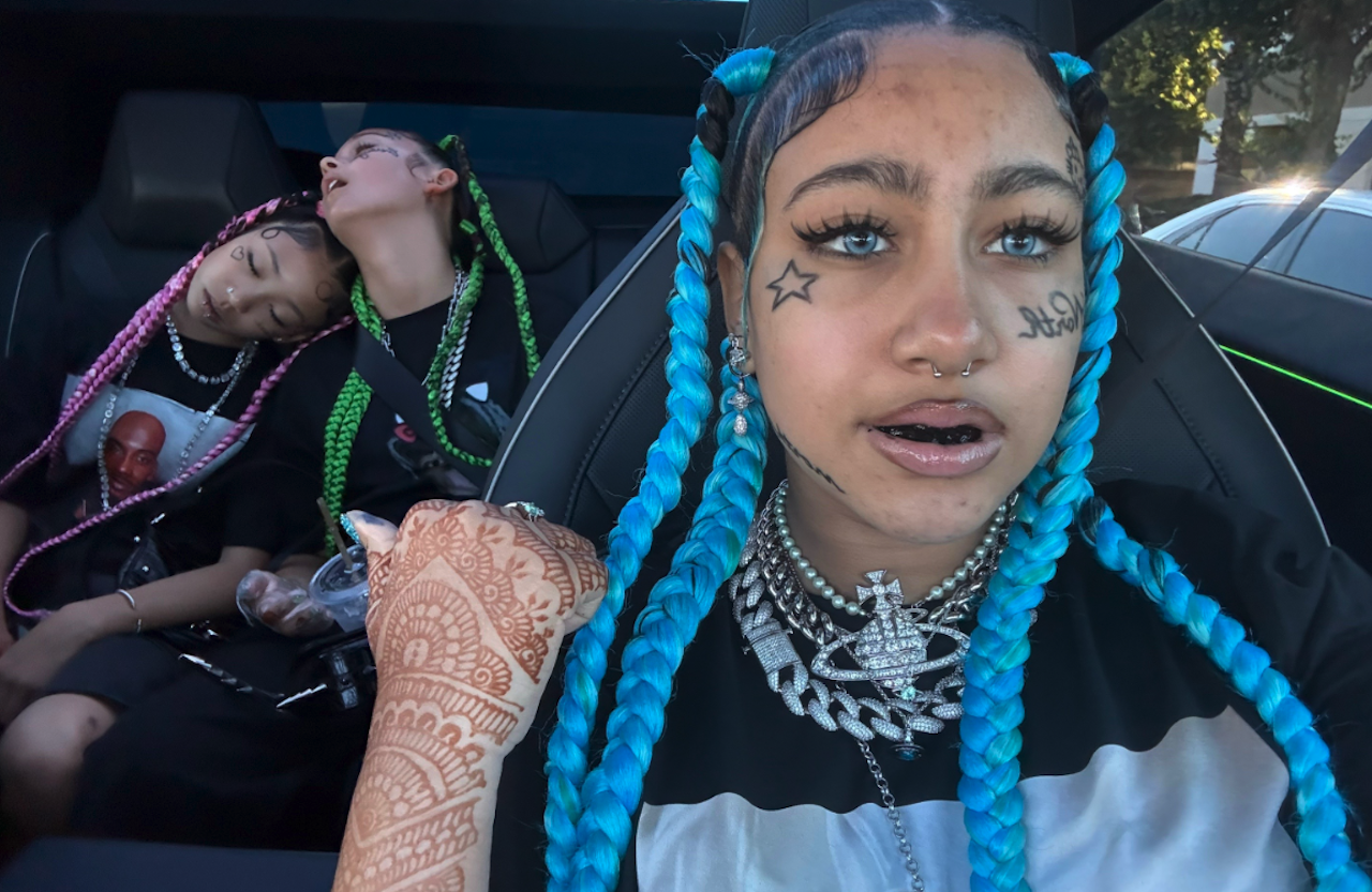 Kim Kardashian Defends Daughter North's Fashion Choices, But Dad Kanye ...