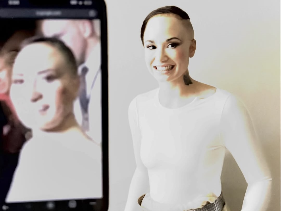 Demi Lovato Recreates Her Viral 'Poot Lovato' Meme for Halloween ...