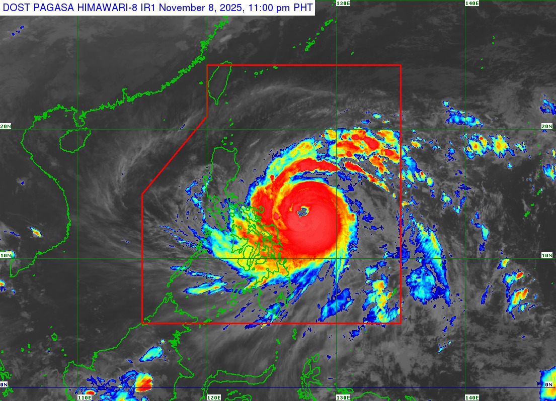 Typhoon Uwan Threat: Signal No. 4 Raised Over Catanduanes, Northern ...