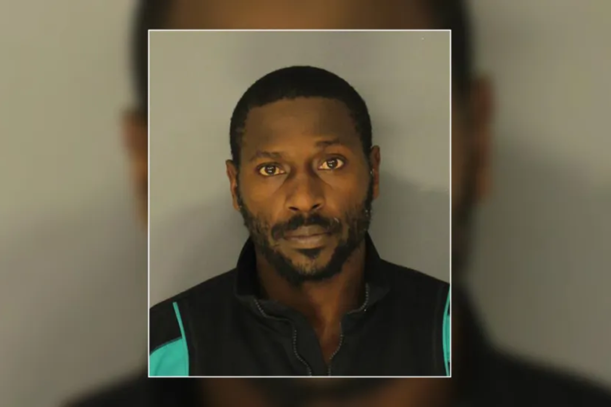 Ex-NFL Star Antonio Brown Posted Videos in Dubai Taunting US Authorities Amid Attempted Murder ...