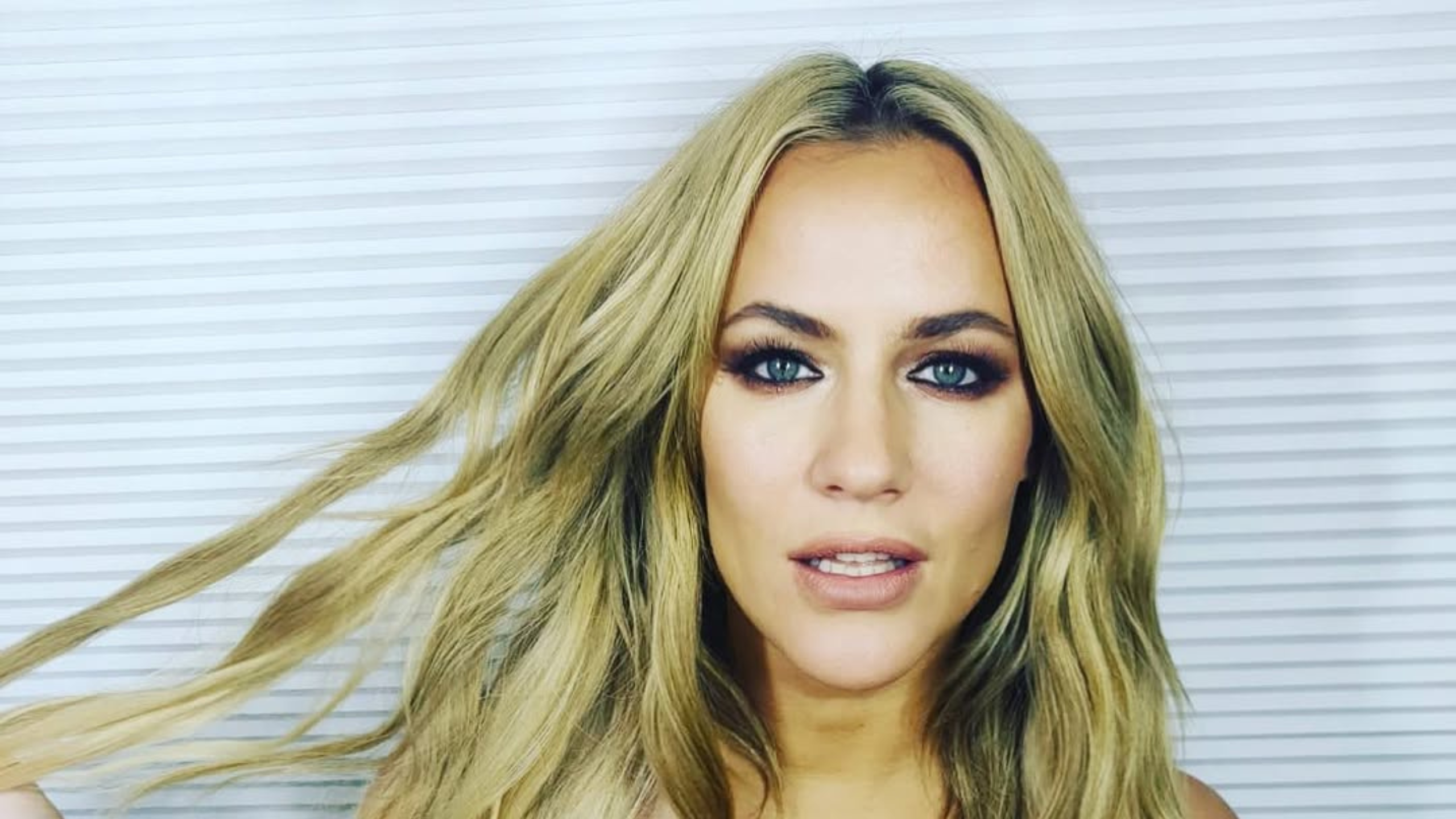 Who is Caroline Flack? Quick Facts on the TV Presenter Who Dated Both ...