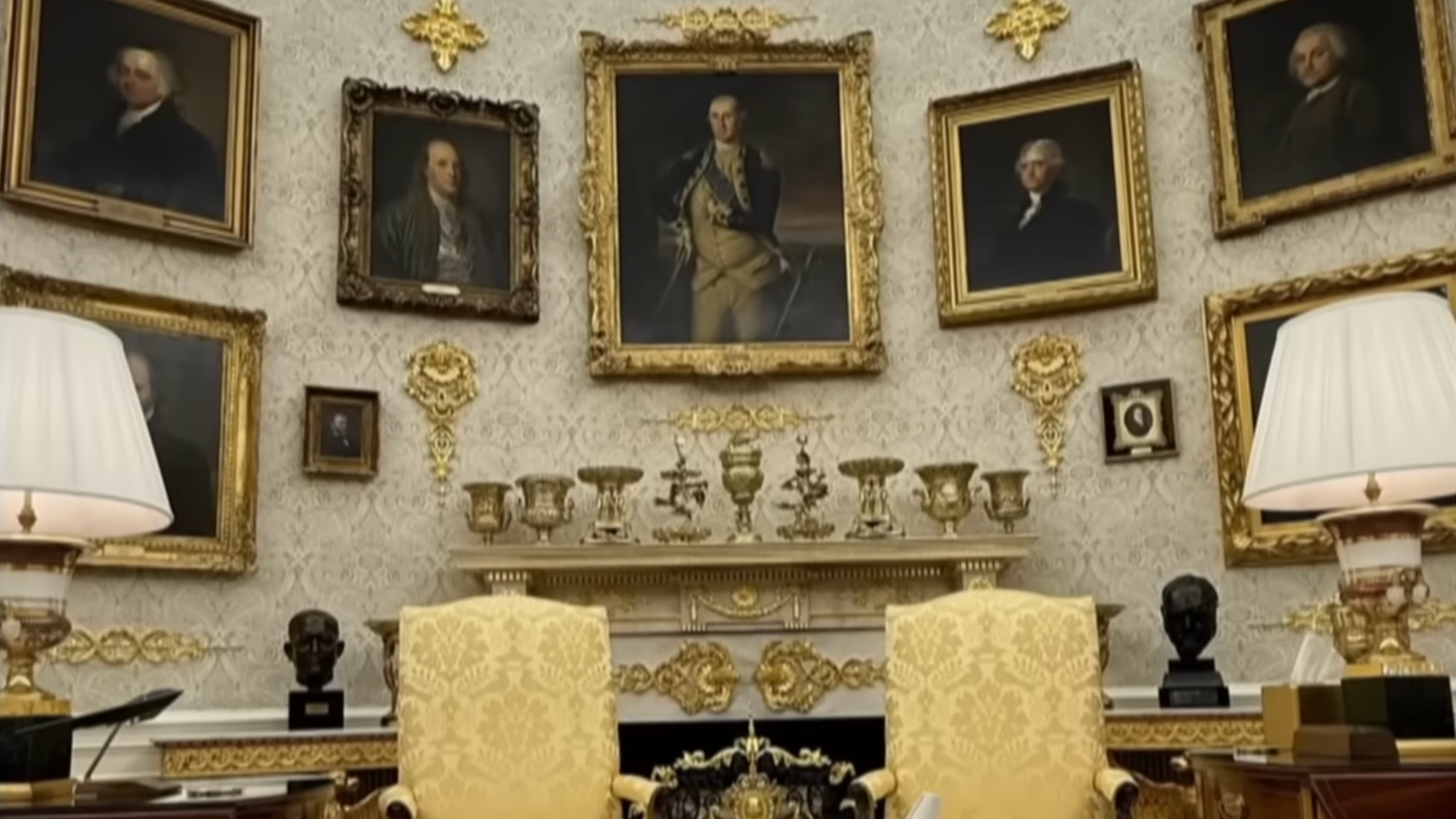 Trump Is Allegedly Designing The Oval Office 'Almost Identically' to ...