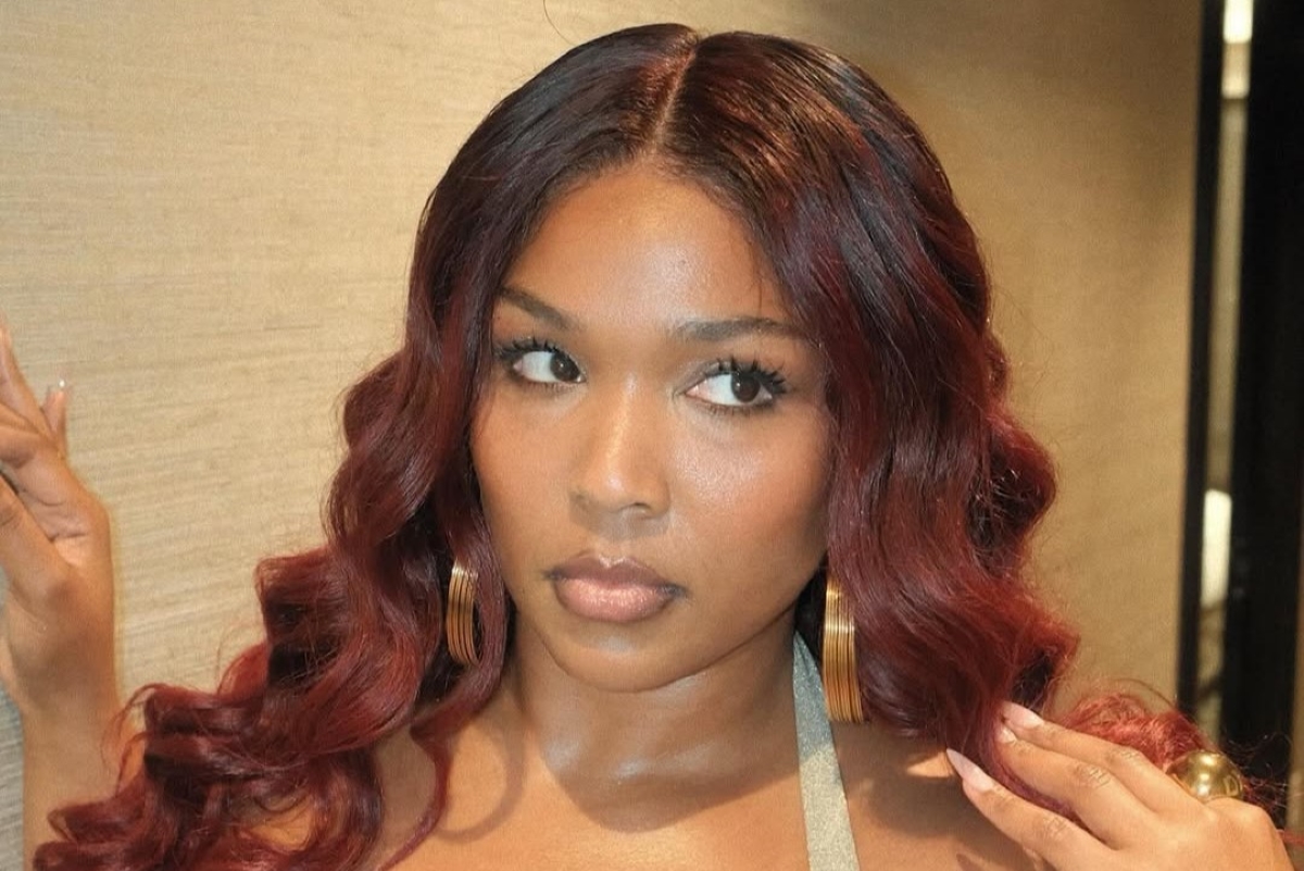 Lizzo Vs Taylor Swift? 'Truth Hurts' Singer Allegedly 'Talking S ...