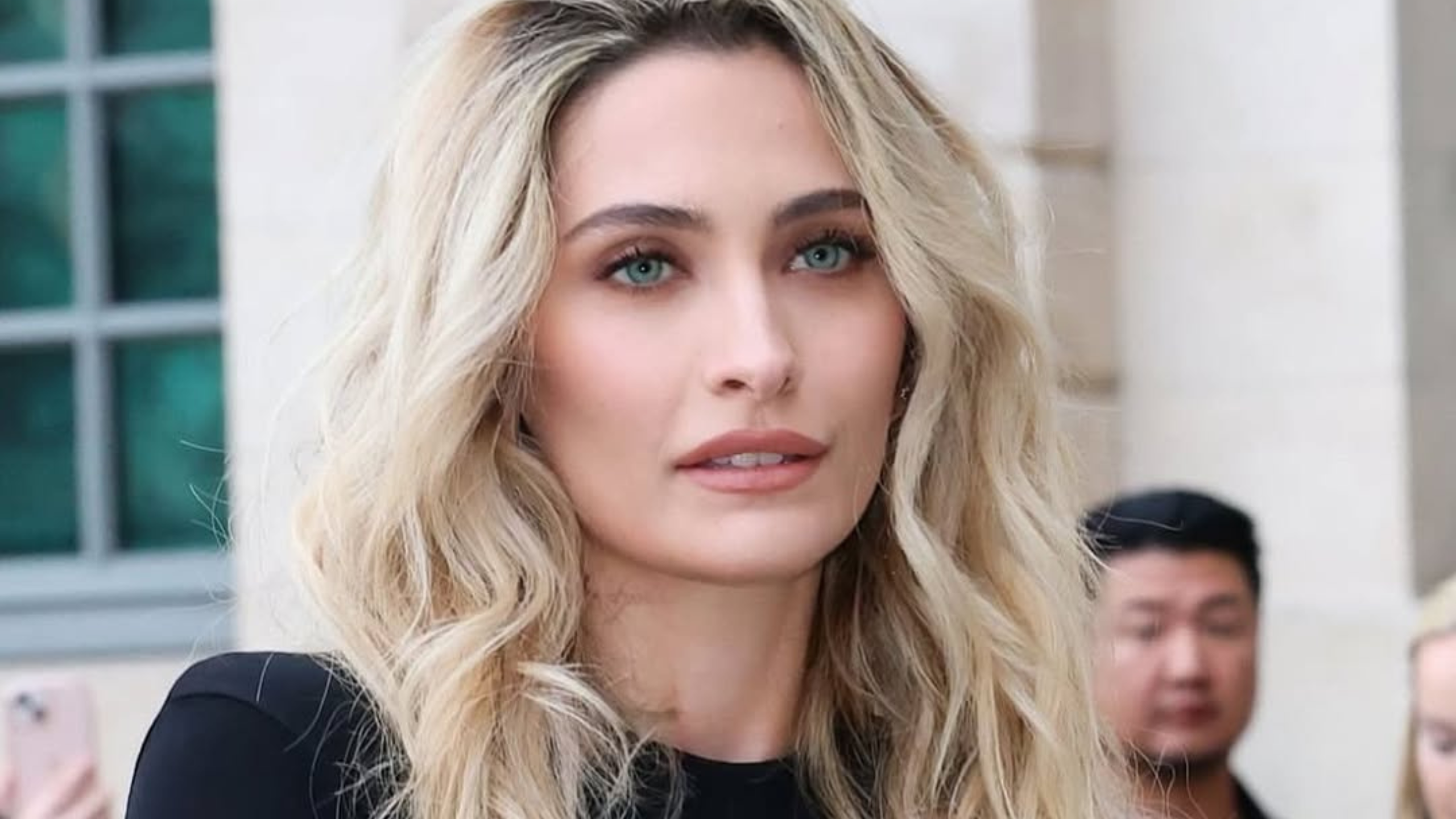Paris Jackson Accuses Michael Jackson Estate Executors of Buying ...