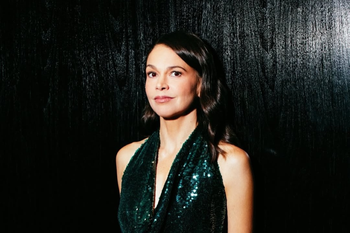 Who Is Sutton Foster: Net Worth, Broadway Career, Past Relationships ...