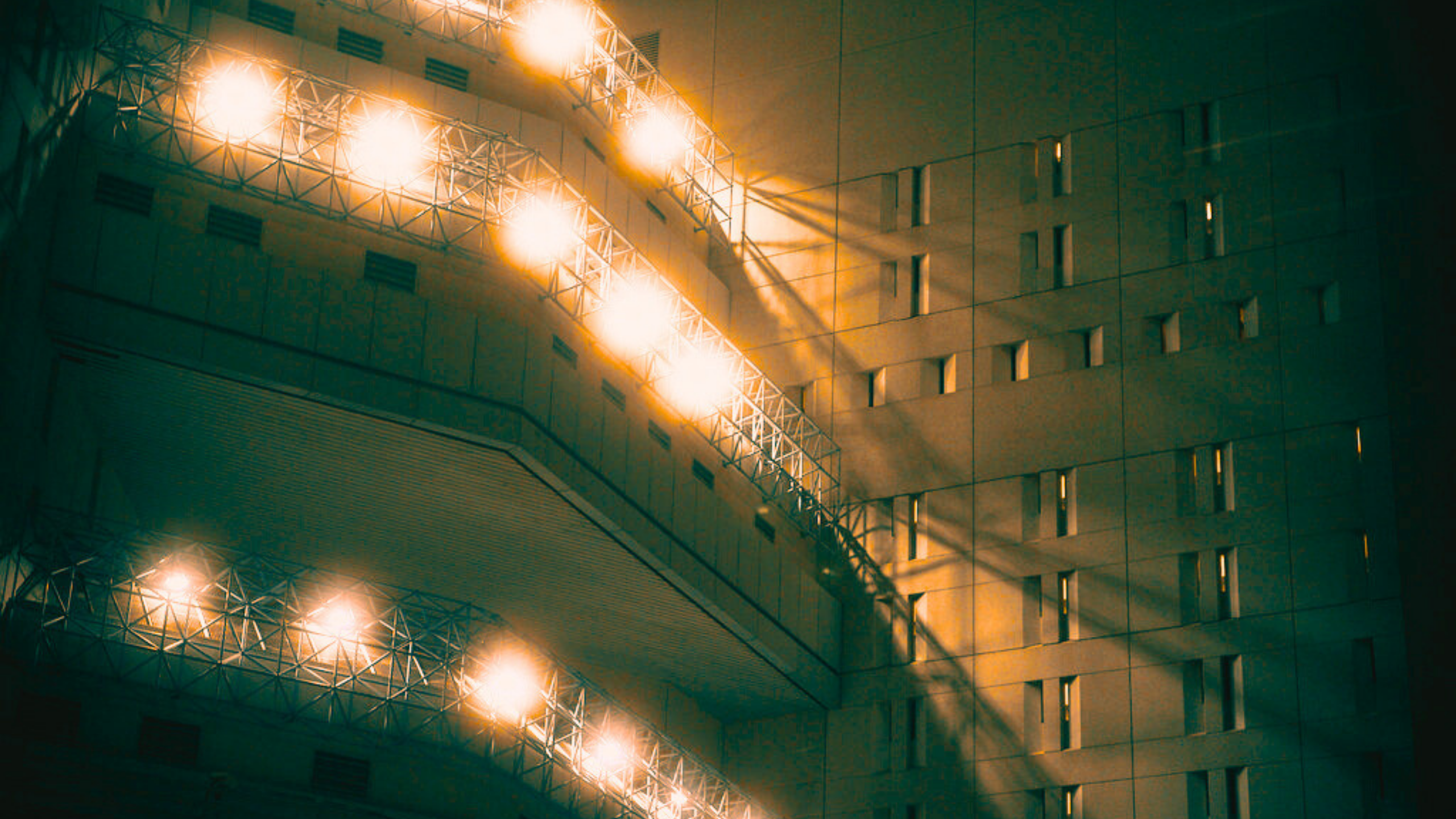 Nicolas Maduro Behind Bars: Inside 'Hell On Earth' Jail Where Dictator ...