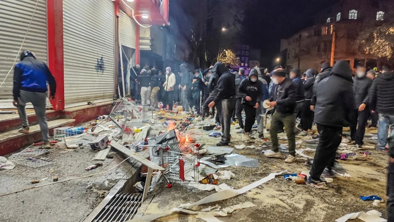 Iran Issues Pre-emptive Strike Warning on US Amid Nationwide Protests ...