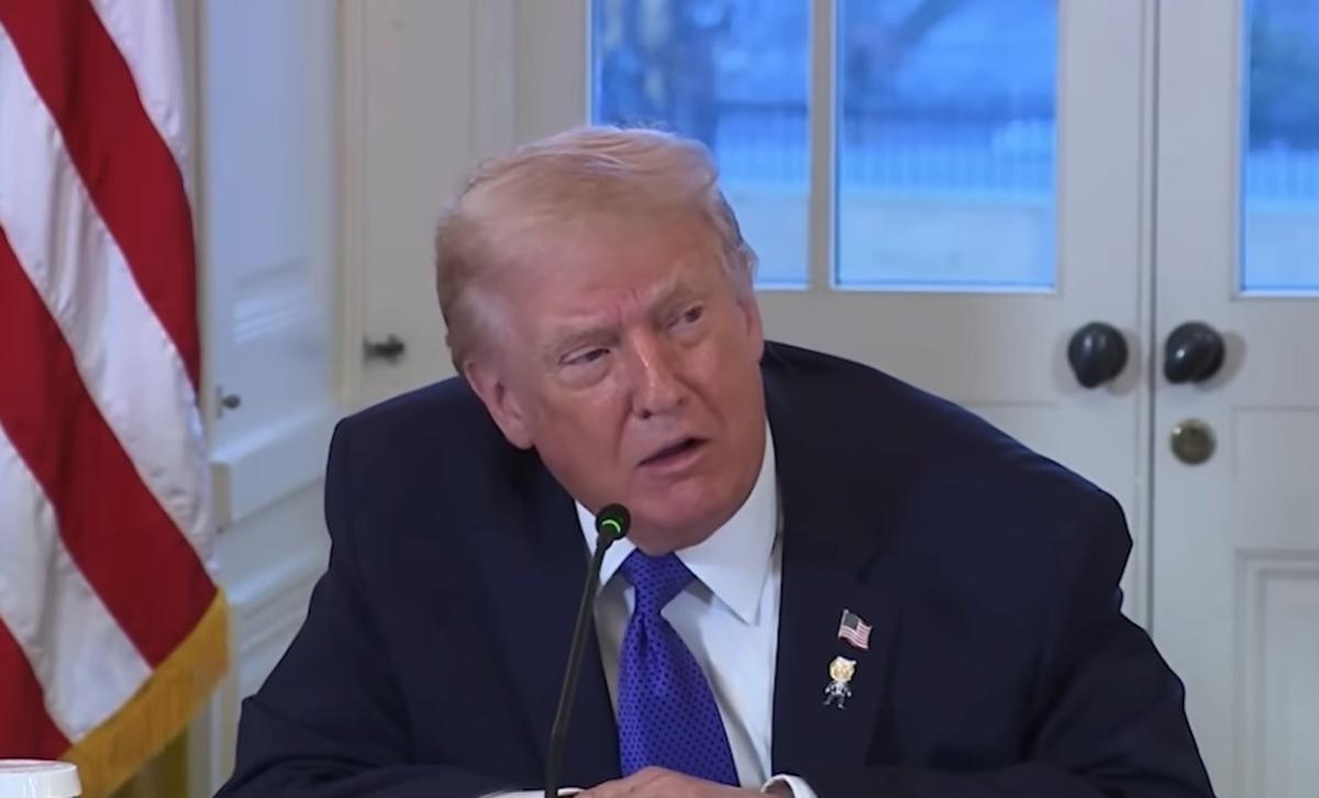 Donald Trump Gives Laughable Excuse After Snoozing Through Cabinet ...