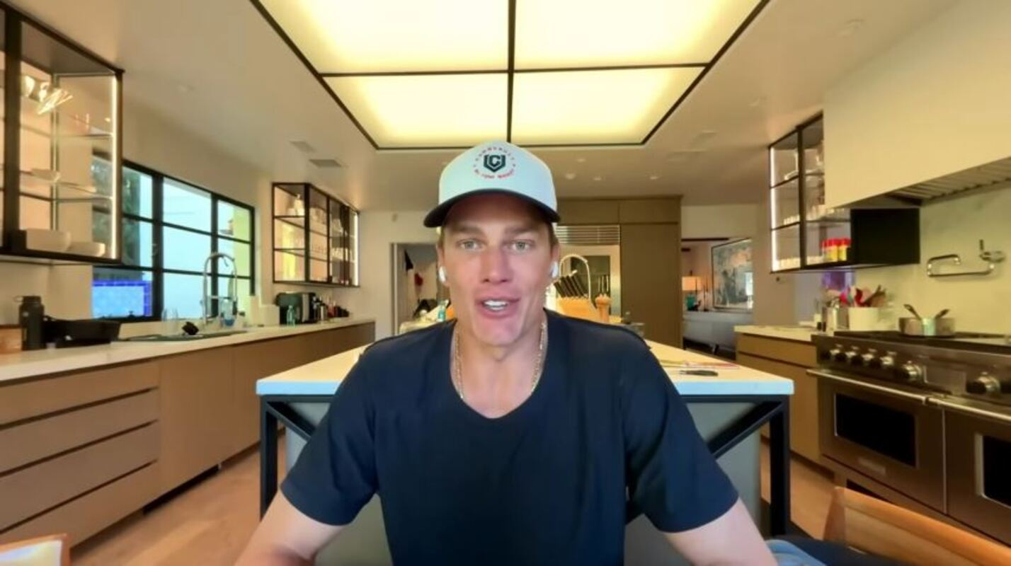 Tom Brady Says Divorce from Gisele Bündchen Affected His Final NFL ...