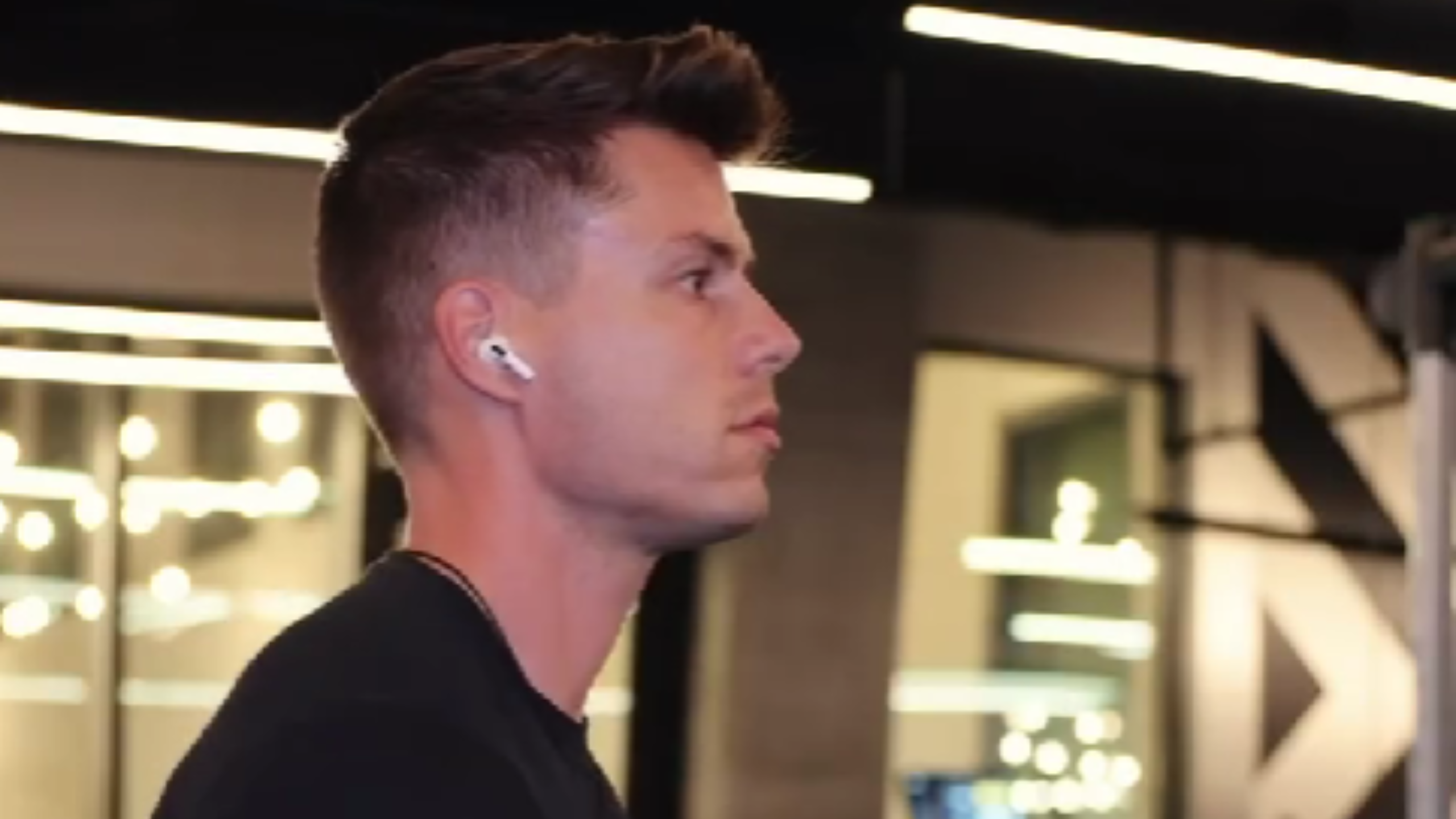 Cryptic Message of Katie Bates' Brother Goes Viral After Travis Clark's ...