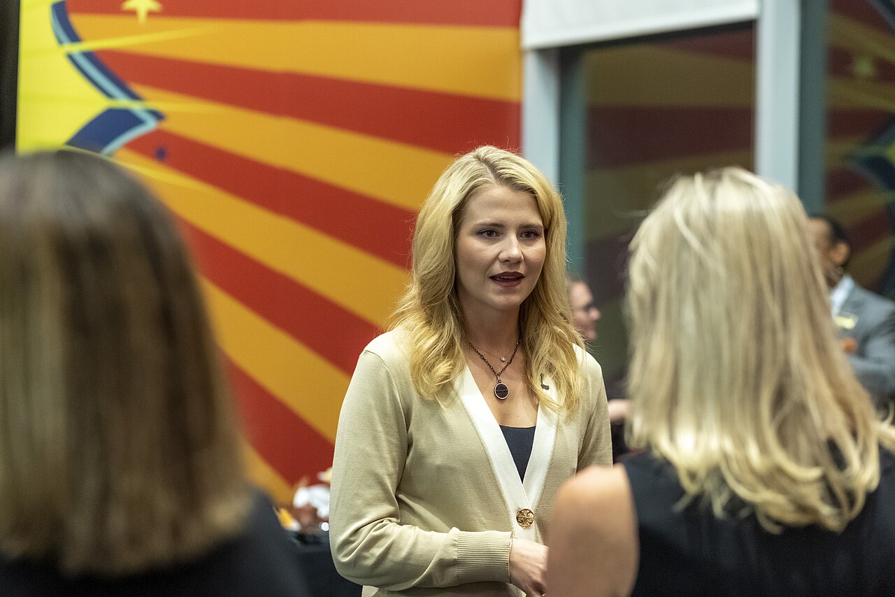 Quick Facts About Elizabeth Smart: When Was She Kidnapped and How She ...