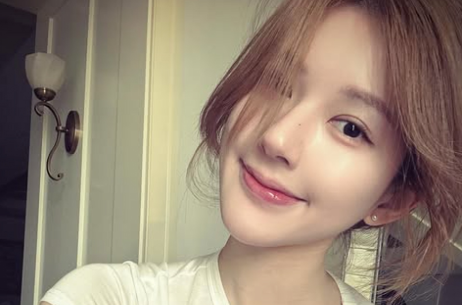 Zhao Lusi Unrecognisable at Hainan Night Market: Has the Chinese ...