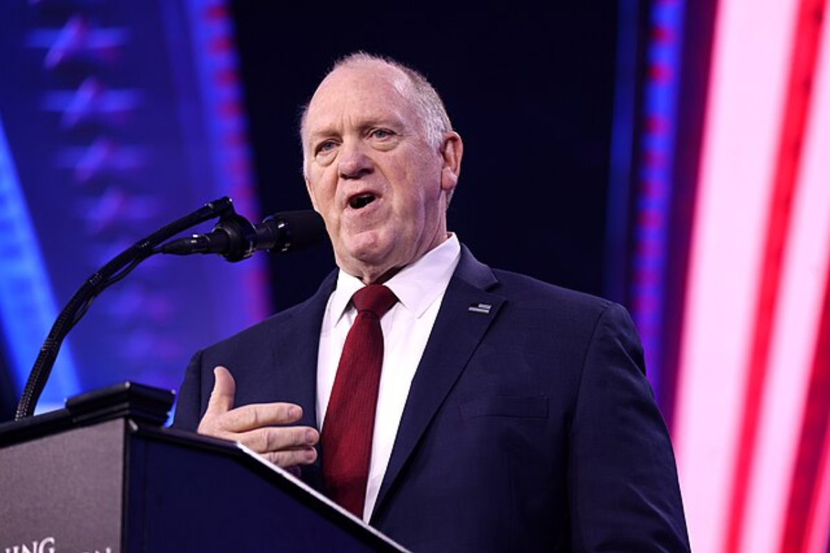 Who Is Tom Homan and Why Is He Coming to Minnesota As Trump Sidelines ...