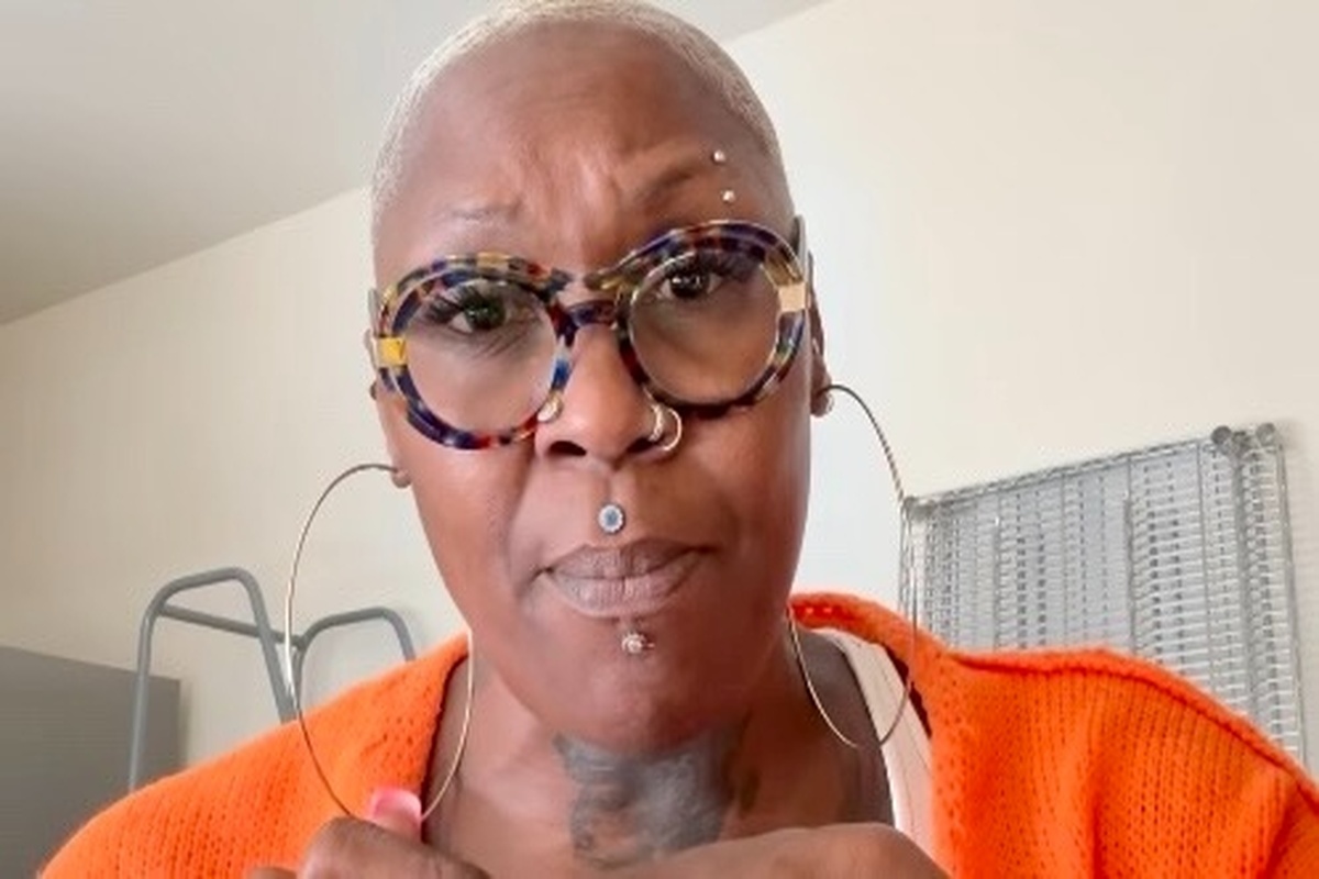 Who Found Ms Shirley Unresponsive? Truth Behind Cause of Death and Skid ...