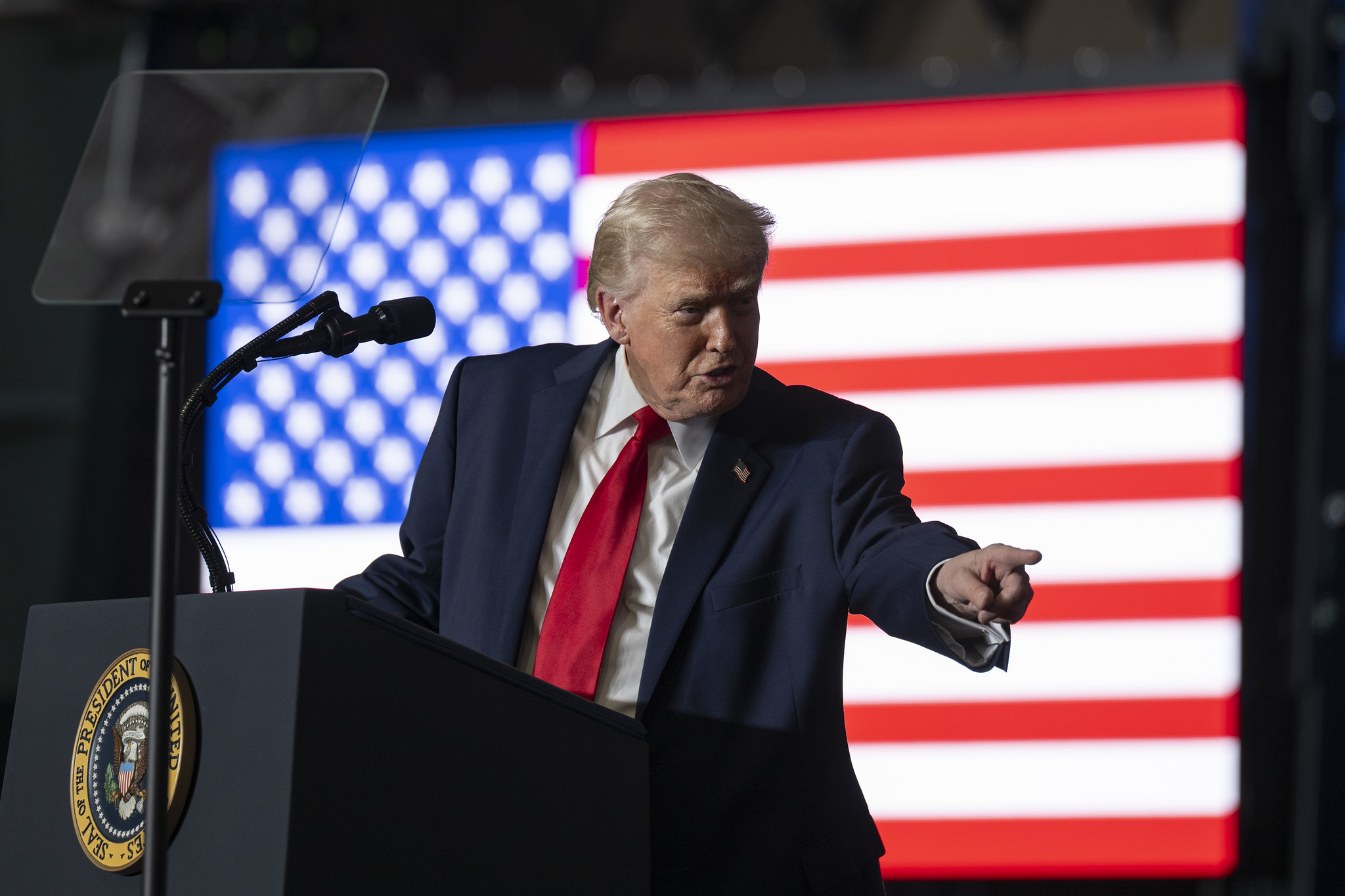 Donald Trump, 79, Claims He Feels '50 Years Younger' Despite Dementia ...