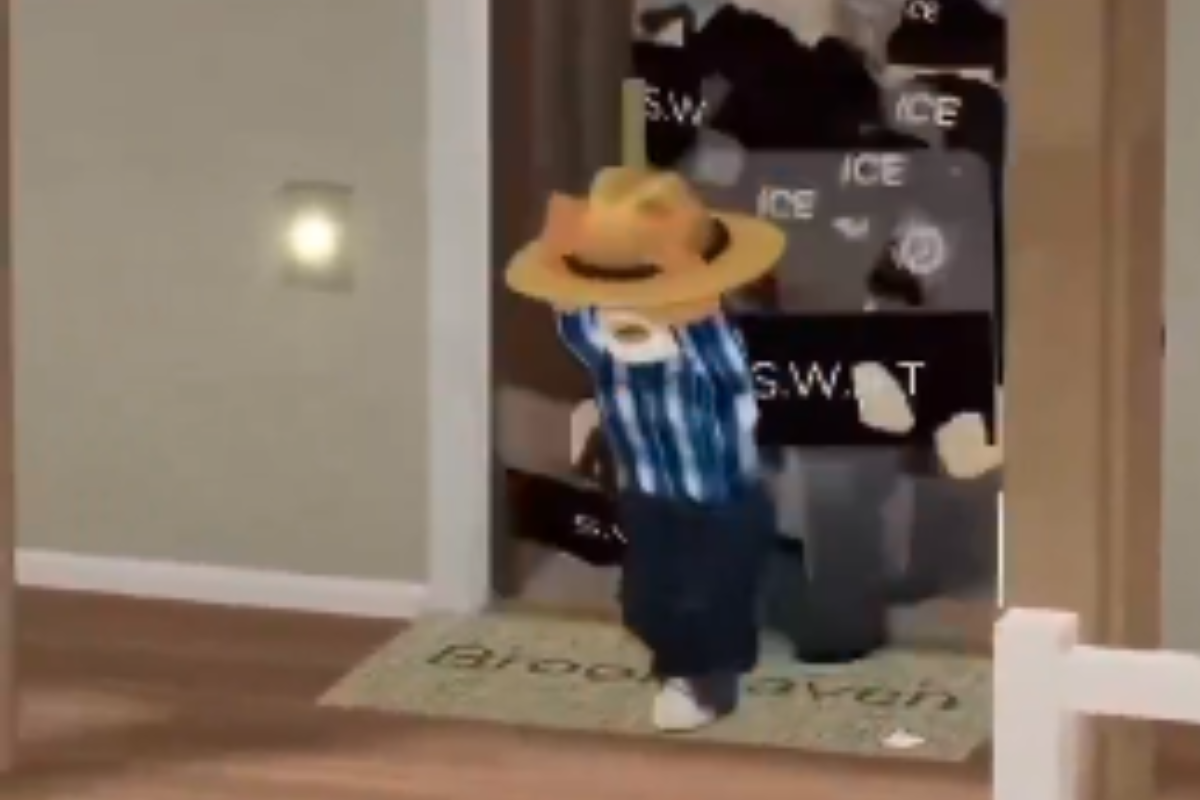 Young Roblox Players Stage Virtual ICE Raids As Gaming Platform Becomes ...