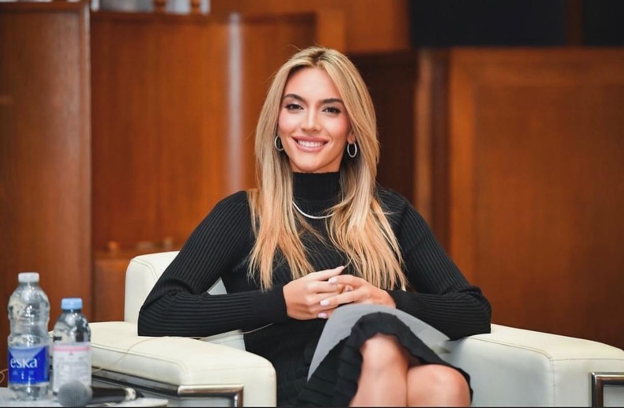 Quick Facts About Emily Austin: Conservative Sports Presenter Who ...