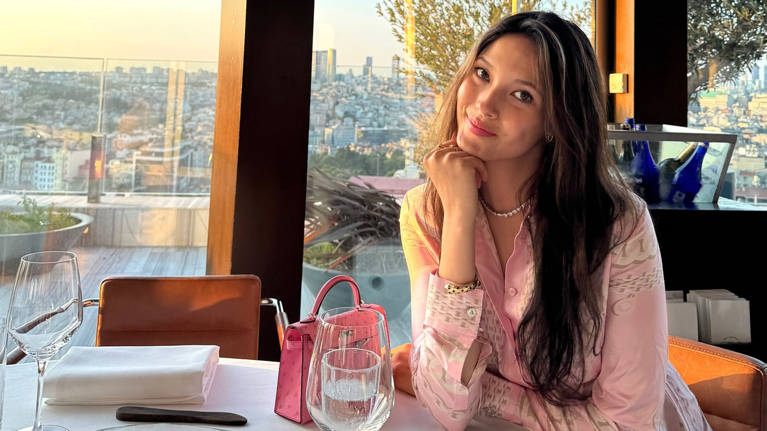 10 Photos of Eileen Gu: Olympic Star Set to Become Winter Games ...