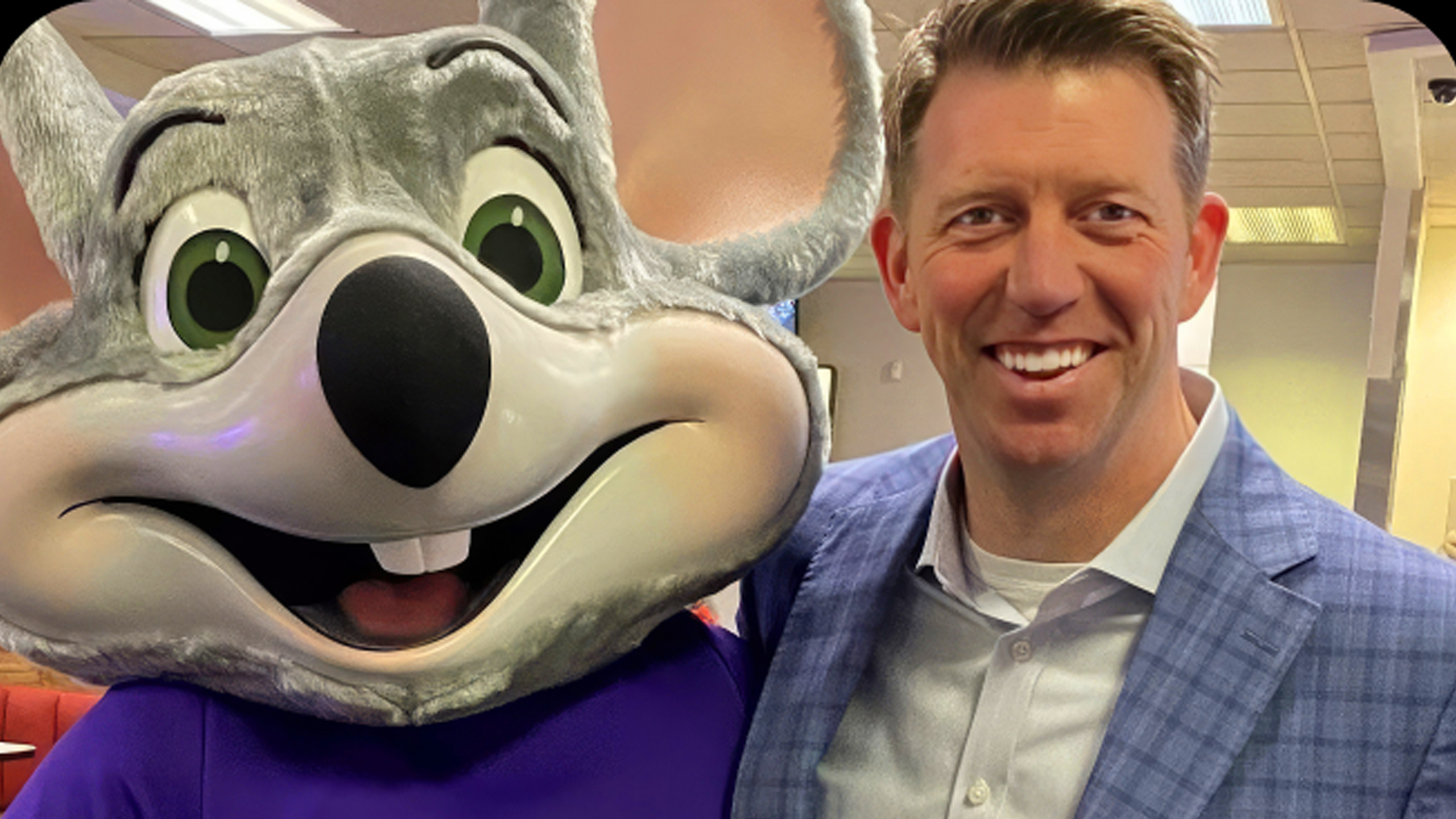 Chuck E. Cheese Boss David McKillips Abruptly Quits as Social Media ...